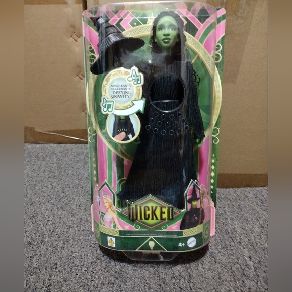 Wicked | Toys | Wicked Defying Gravity Singing Chantante Elphaba Doll ...